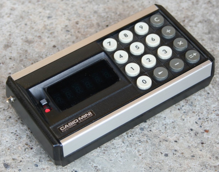 História: Casio celebra 40º aniversário da calculadora Casio Mini