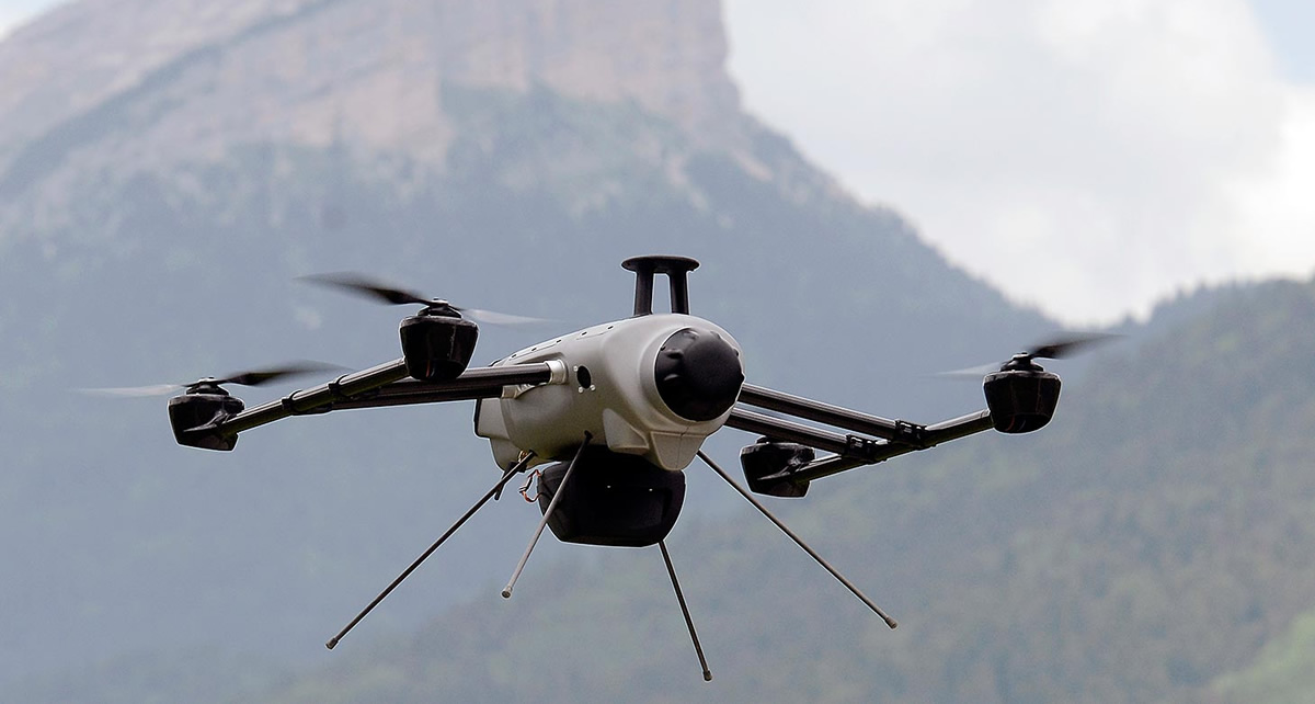 Boeing patenteou sistema que recarrega os Drones em pleno voo