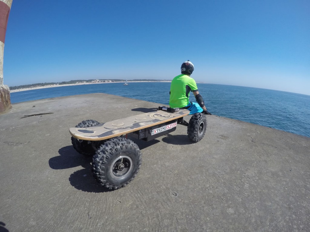Análise Skate Cross 800, afinal a loucura tem rodas