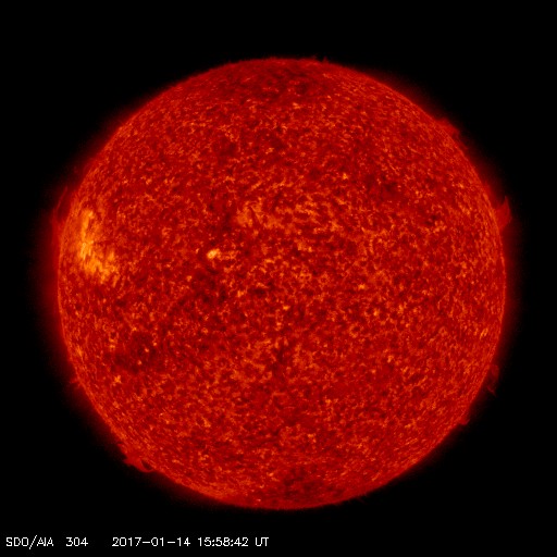 NASA encontra buraco gigante na superfície do Sol
