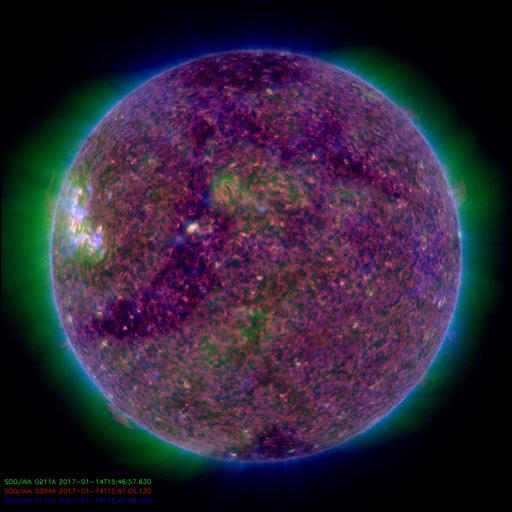 NASA encontra buraco gigante na superfície do Sol