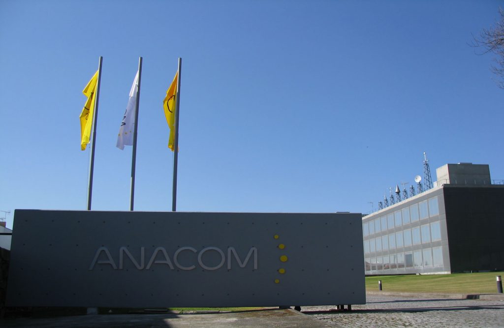 ANACOM investe 1 milhão no centro de Monitorização do Porto