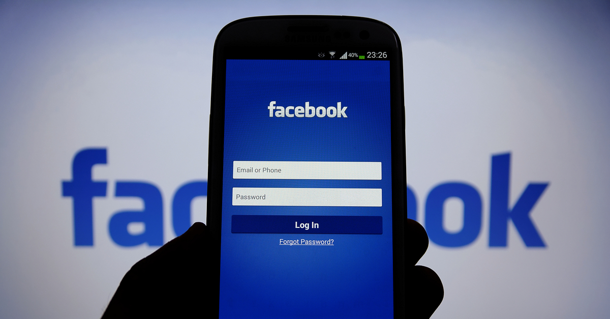 Esqueceu-se do Facebook ligado? Desligue-o via smartphone