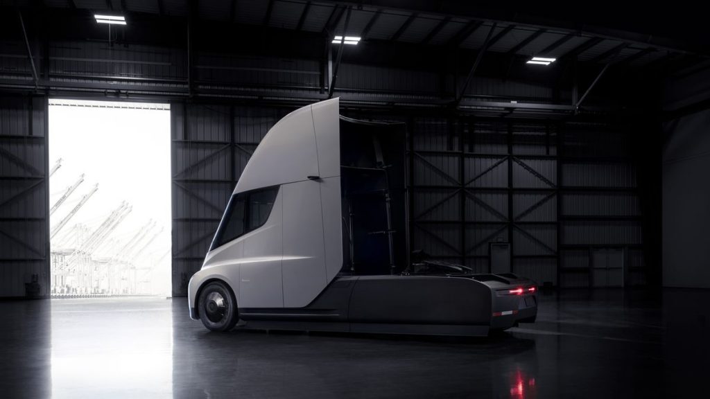 Tesla Semi - Um camião elétrico com grande autonomia