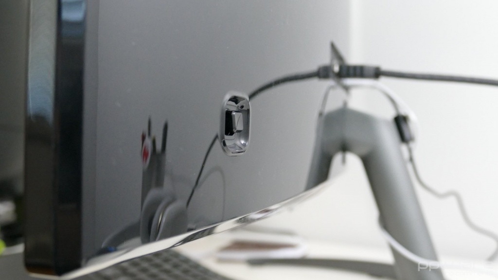 Análise: Monitor curvo Philips 328E de 32"