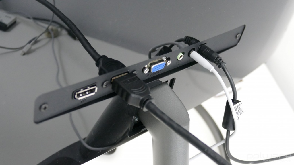 Análise: Monitor curvo Philips 328E de 32"