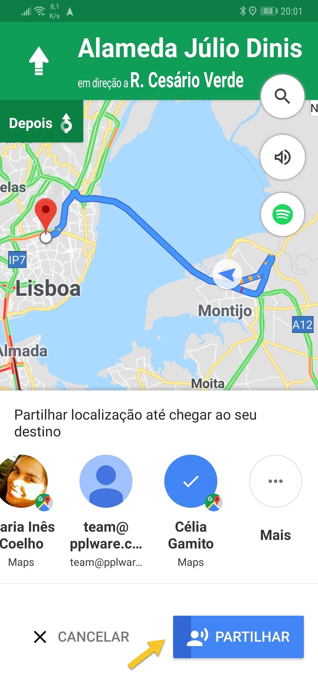 Como partilhar a localização no Google Maps enquanto faz uma viagem