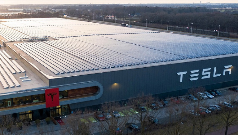 Tesla ganha em Tribunal e pode continuar a construção da fábrica na ...