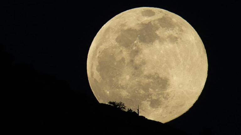 Lançado o primeiro mapa completo da superfície da Lua