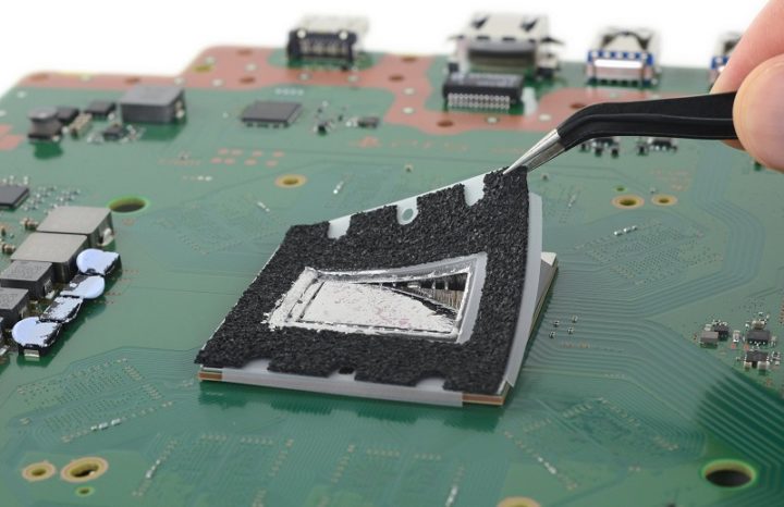 iFixit desmonta completamente a PlayStation 5. Veja as fotos