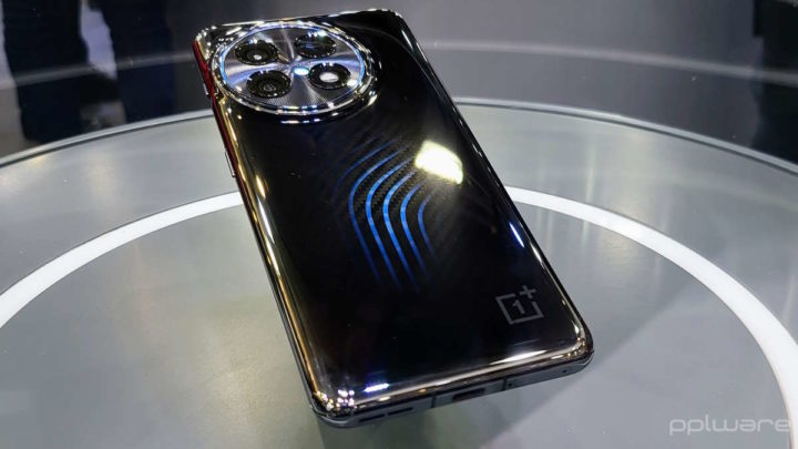 OnePlus confirmou oficialmente! Vai ter smartphone dobrável em 2023