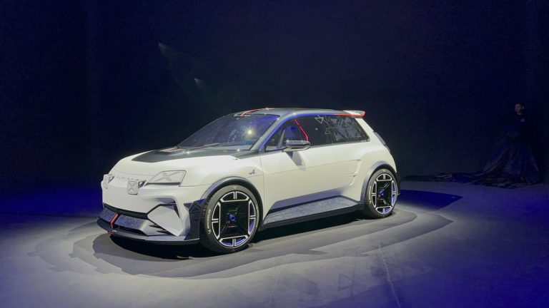 Alpine A290_β - foi desvendado o novo desportivo 100% elétrico
