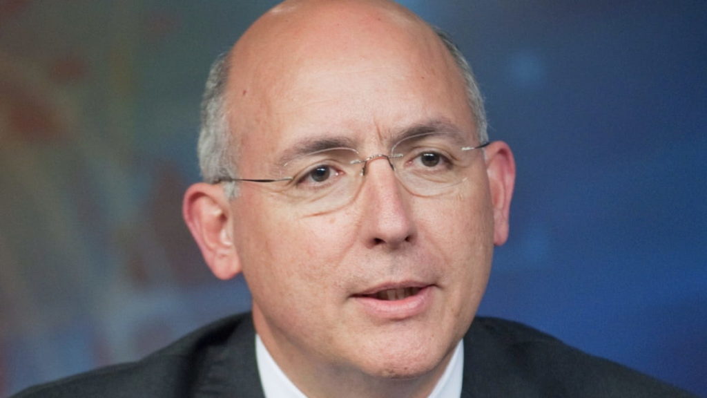 Prada vai ajudar a projetar os fatos espaciais que os astronautas da ...