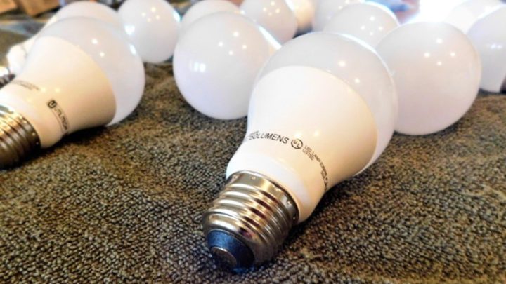 Código da Estrada: Sabe quando deve ligar os médios do seu carro?