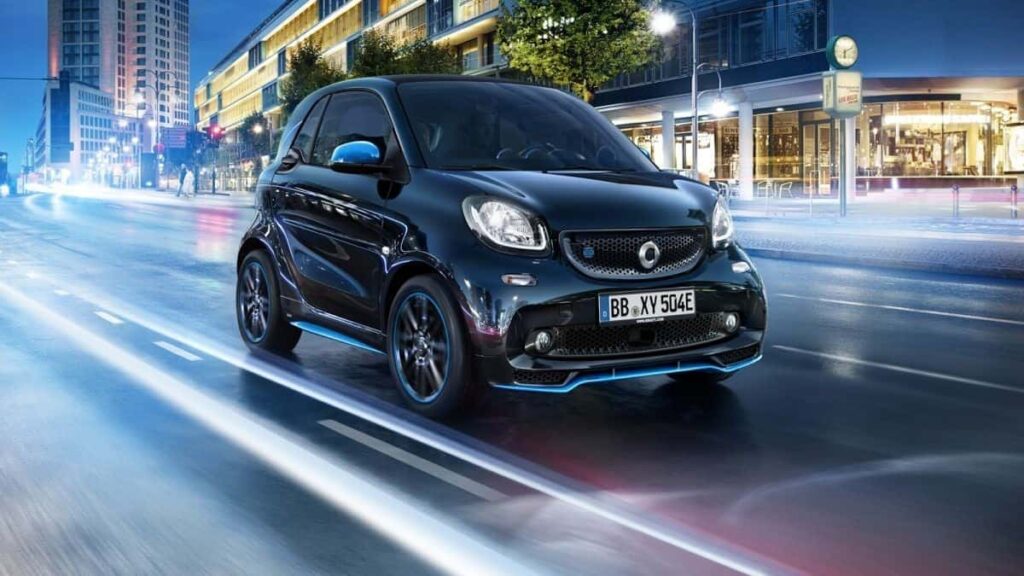 Smart procura parceiros para o novo minicarro elétrico ForTwo