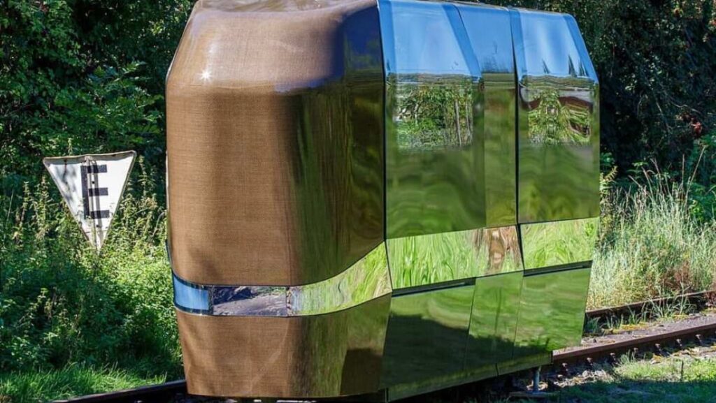 MONOCAB OWL: um "comboio" monocarril autónomo